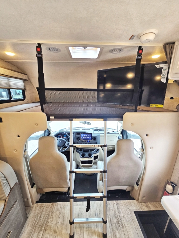 Vehicle Details | RV, motorhome, travel trailer, and tent camper ...